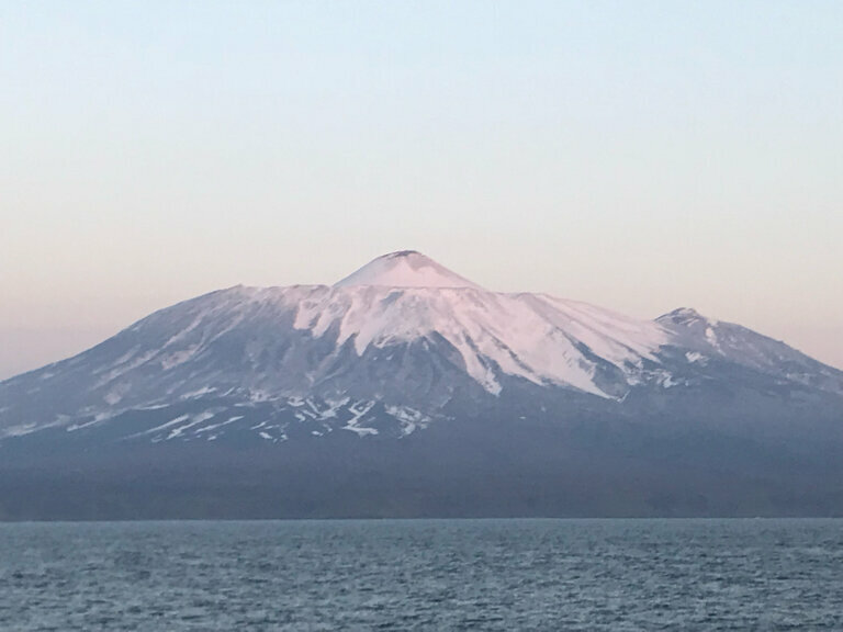 Volkan Вулкан Тятя 1819 м, Sahalin Bölgesi, foto