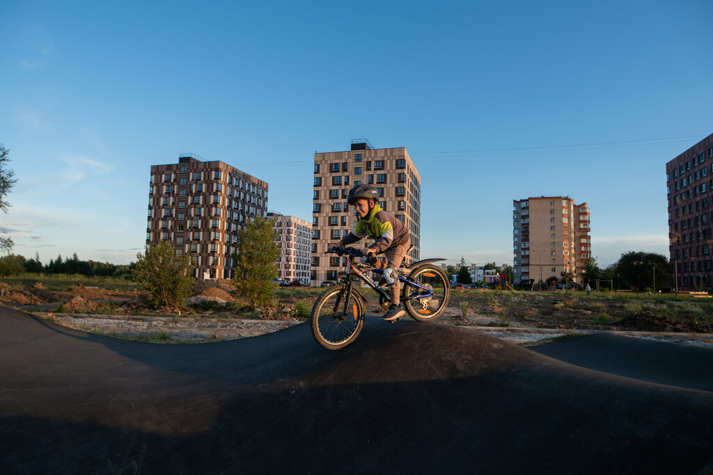 Kaykay parkı Памп-трек, Velikiy Novgorod, foto