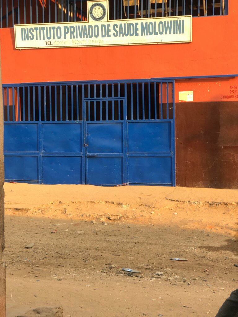 Kurs Instituto Privado De Saude, Loanda, foto