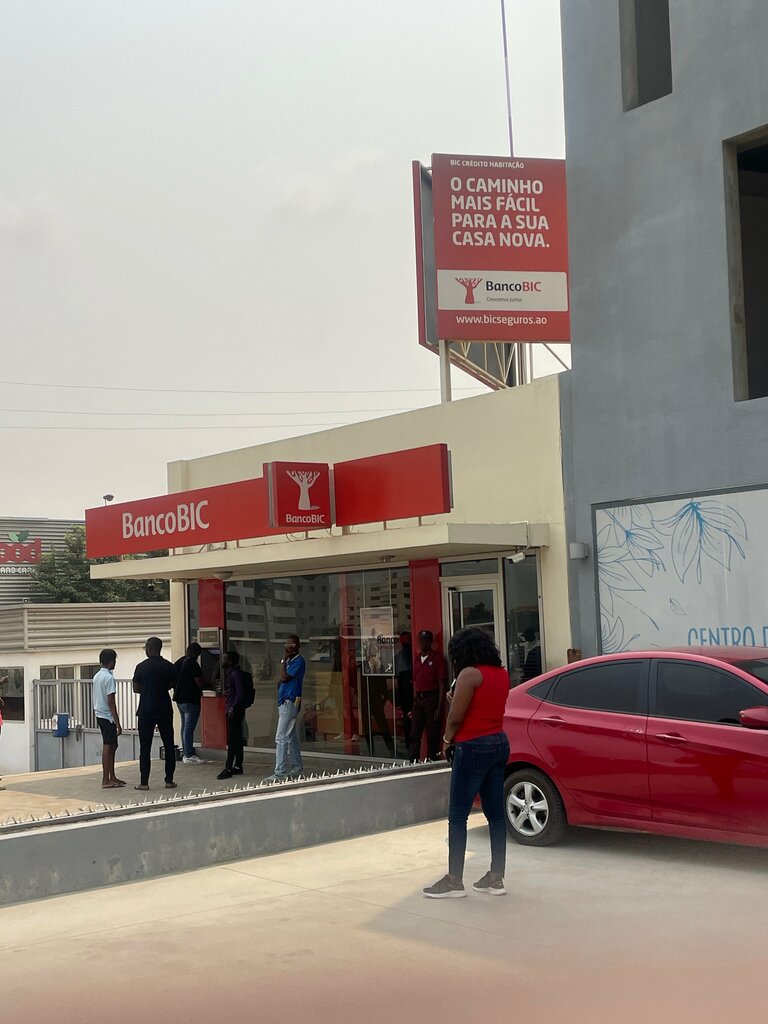 Banka Banco BIC, Loanda, foto