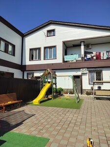 Изумруд (Tsentralnaya ulitsa No:5, posyolok Volchanets), otel  Primoriye'den