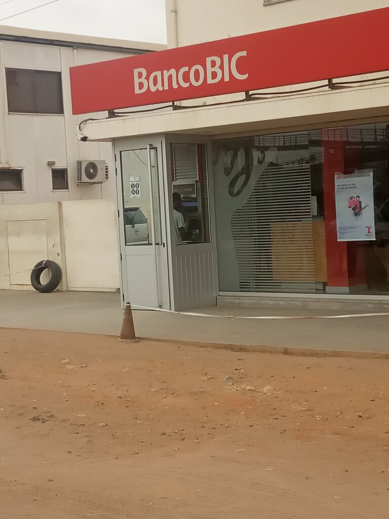 Banka Banco BIC, Loanda, foto
