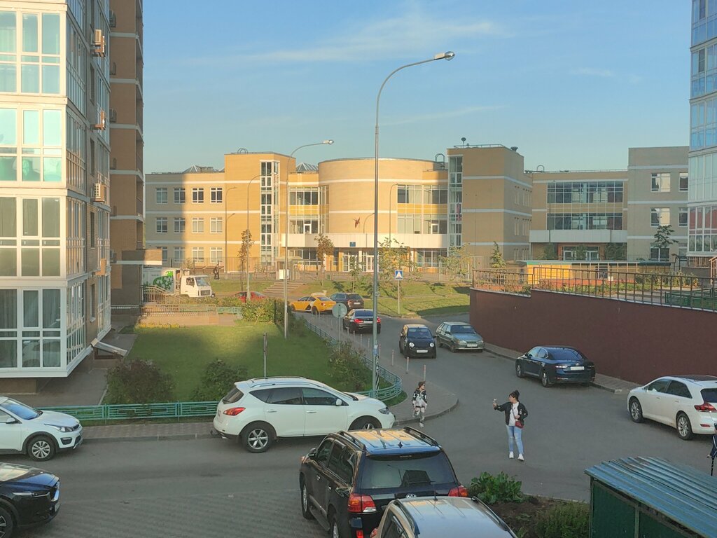 Ortaokul Школа № 1000, корпус Татьянин Парк, Moskova, foto