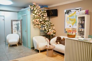 Refresh Clinic (Plotnikov Lane No:21с1, Moscow), tıp merkezleri ve klinikler  Moskova'dan