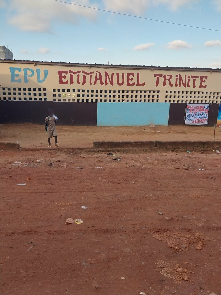 Devlet kurumları ve bakanlıklar Emmanuel Trinité, Abican, foto