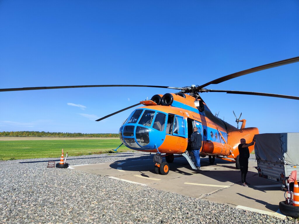 Helikopter pisti вертолётная площадка Ловозеро-2, Murmanskaya oblastı, foto