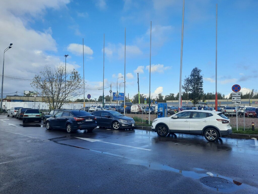 Elektrikli oto şarj istasyonları Ленэнерго, Saint‑Petersburg, foto