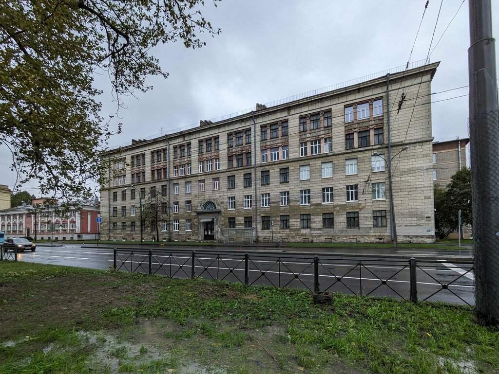 Yüksekokul Saint-Petersburg State Forest Technical University, Saint‑Petersburg, foto