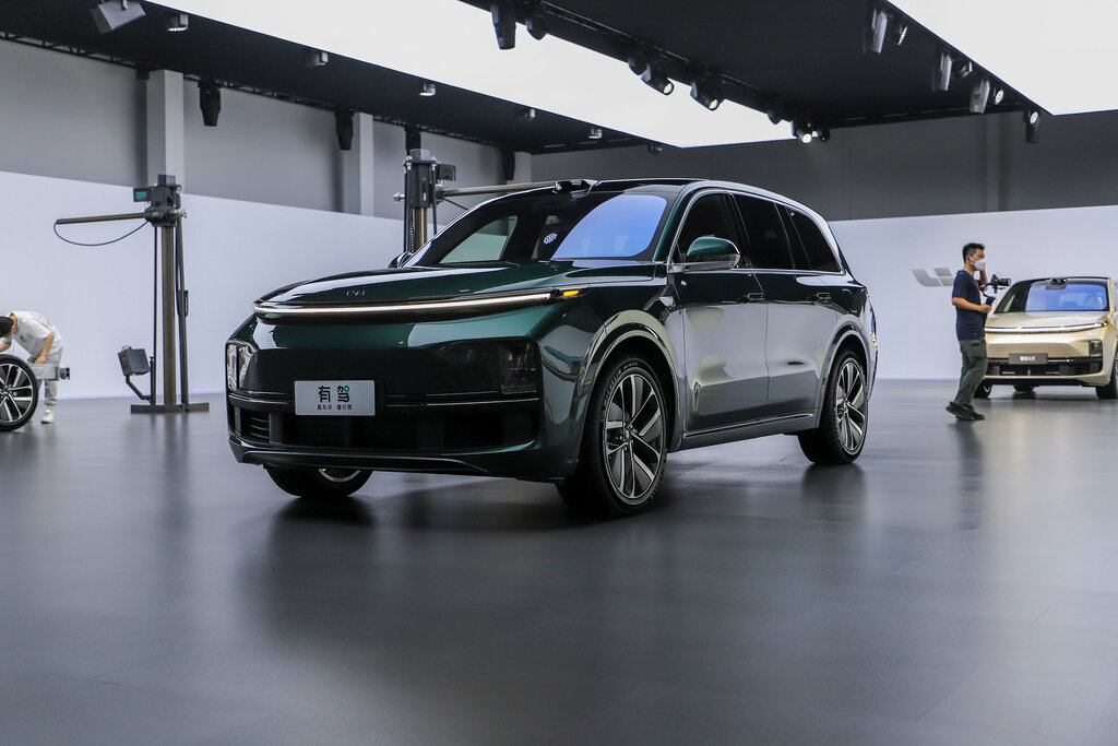 Otomobil açık artırması Autopartner Plus, Vladivostok, foto