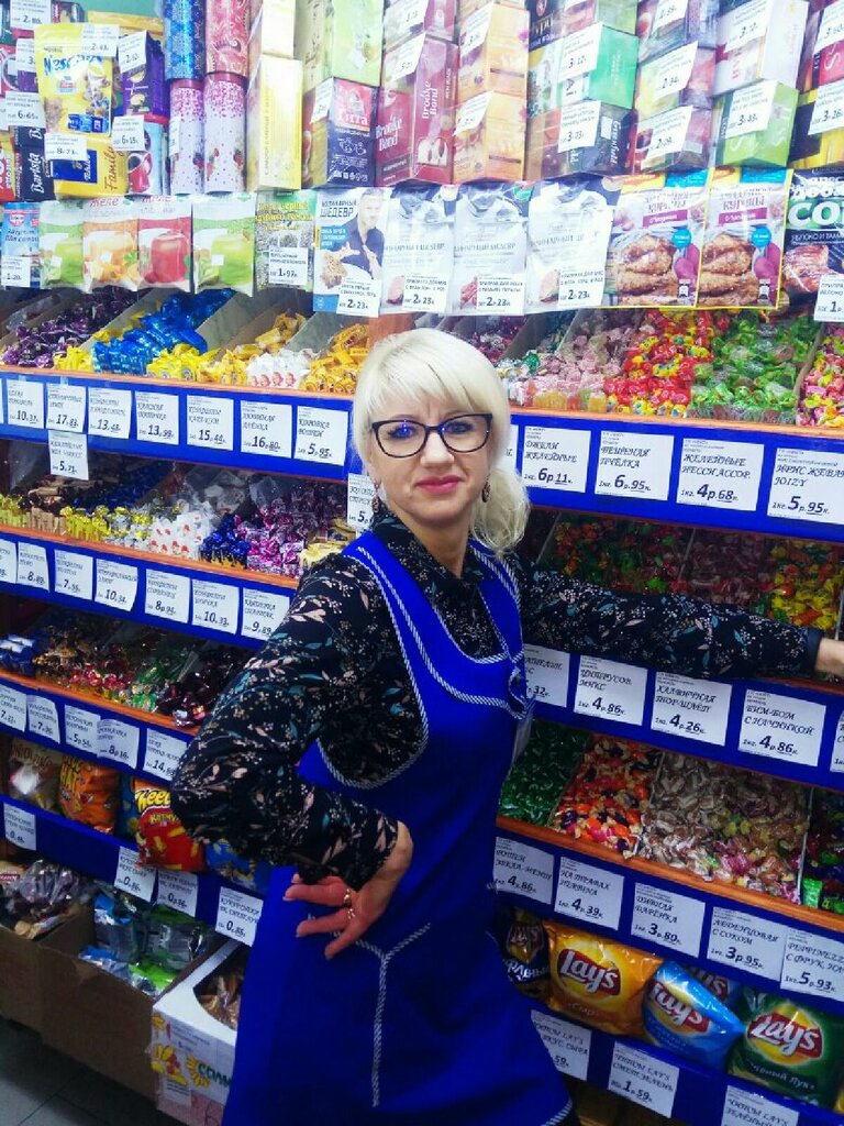 Market Некст, Mosti, foto