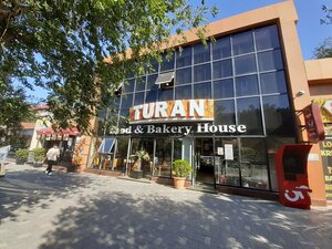 Turan Lider Yede (Sülh küçəsi No:20/13), restoran  Sumgayıt'tan