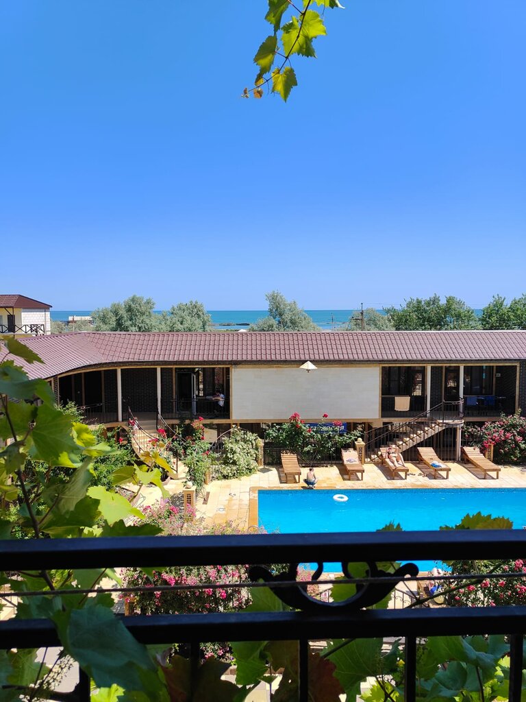 Resort oteller, tesisler Gostevoy dom u Borisa, Izberbash, foto