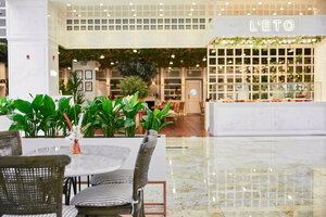 L'eto (Nakheel Mall, Palm Jumeirah, Jumeirah, Dubai), restoran  Dubai'den