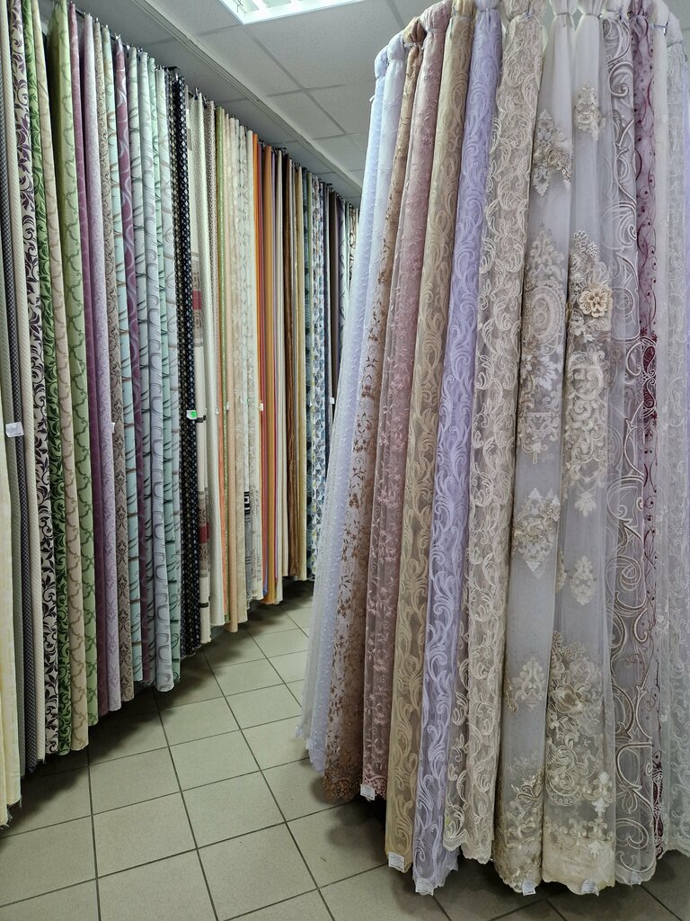Perde ve korniş üreticileri Charovnitsa, Ip, Krasnodarski krayı, foto