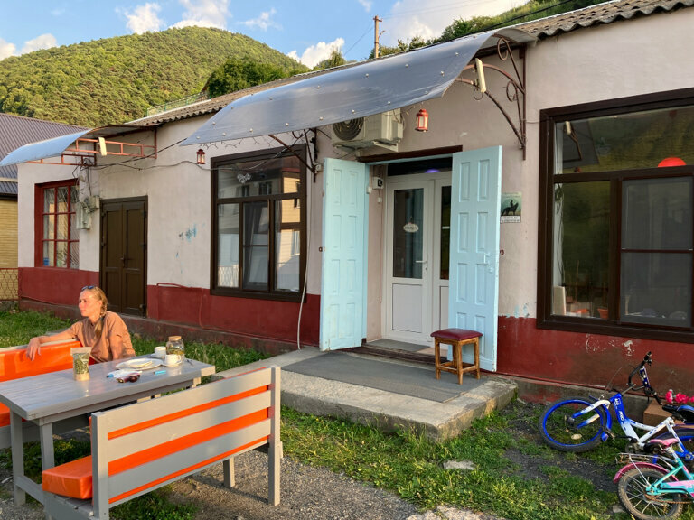 Hazır yemek teslim servisleri Nakhskoe, İnguşetya, foto