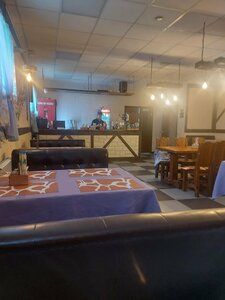 Потапыч (ulitsa imeni 50-letiya Leninskogo Komsomola No:50Г, Volgorechensk, Russian Federation), kafe