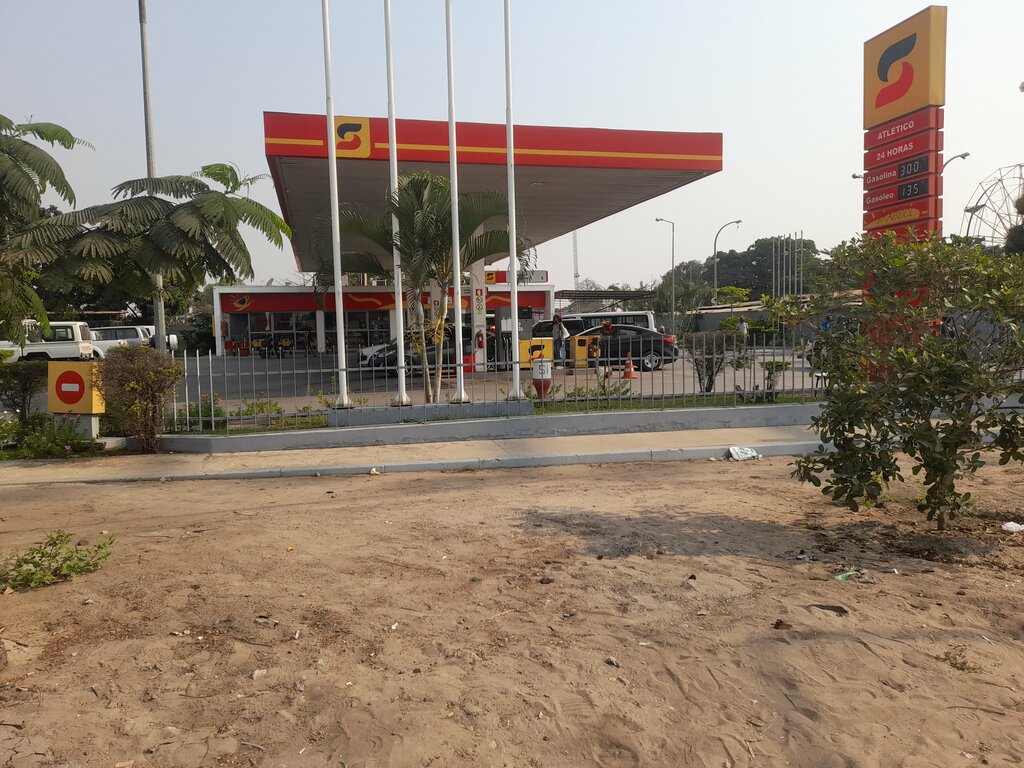 Benzin istasyonu Bombas вa Sonangol, Loanda, foto