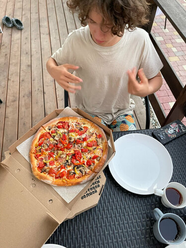 Pizzacılar SurfPizza, Krasnodarski krayı, foto