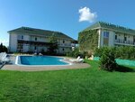 Guest house Leon (9-я Садовая улица No:4, посёлок городского типа Приморский, товарищество собственников недвижимости Садко), otel  Kırım Cumhuriyeti'nden