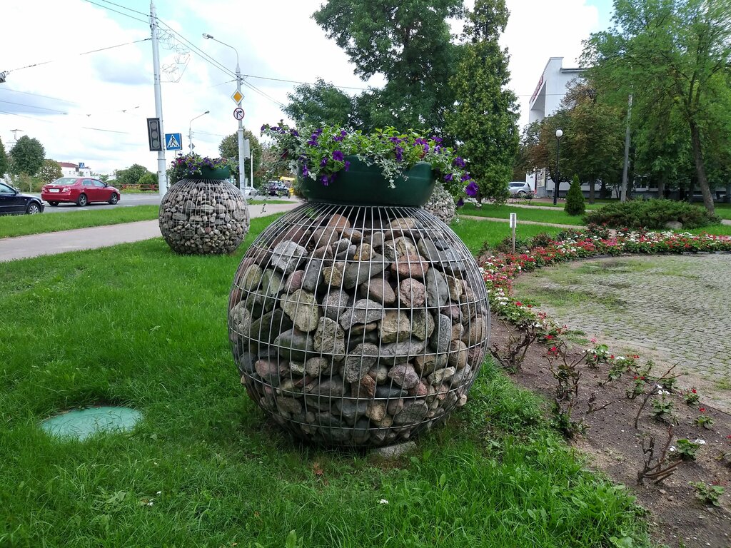 Kültür ve eğlence parkları Skvier Sadružnasć, Minsk, foto