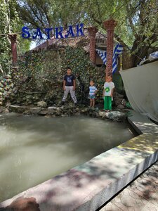 Kültür ve eğlence parkları Yaşlık Bağı, Kokand, foto