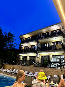 У Дарьи (Kurortnaya Street No:5, Lermontovo Village), otel  Krasnodarski krayından