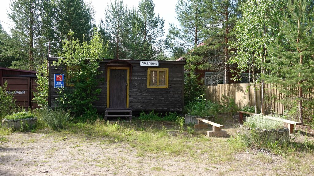Bina, site yönetimi СНТ Семиозёрье, правление, Saint‑Petersburg ve Leningradskaya oblastı, foto
