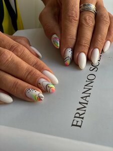 R. BeautyBar (Absalyamova Street No:29Б, City of Kazan), manikür-pedikür  Kazan'dan