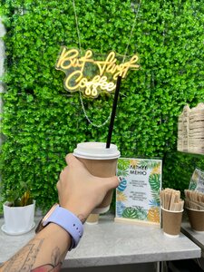 Coffee & Ya (ulitsa Akademika Kargina No:23А), kahve dükkanları  Mytişçi'den