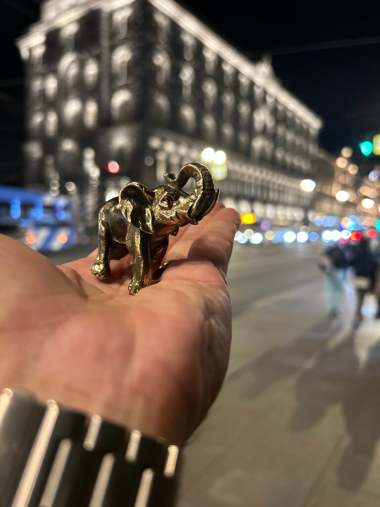 Sergi salonları, galeriler Bronz-Art, Saint‑Petersburg, foto