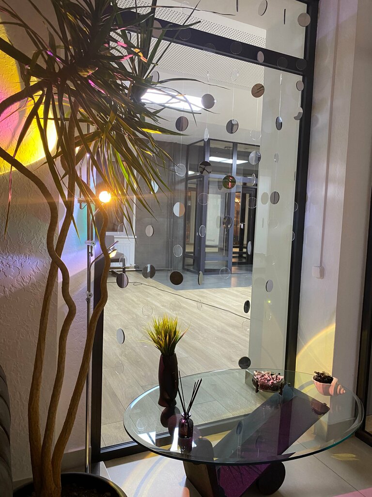 Güzellik salonu Cosmos, Magnitogorsk, foto