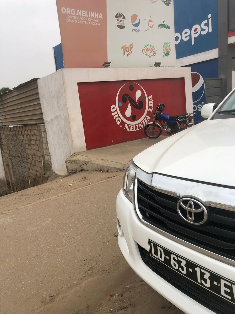 Gıda pazarı Organizações Nelinha, Loanda, foto