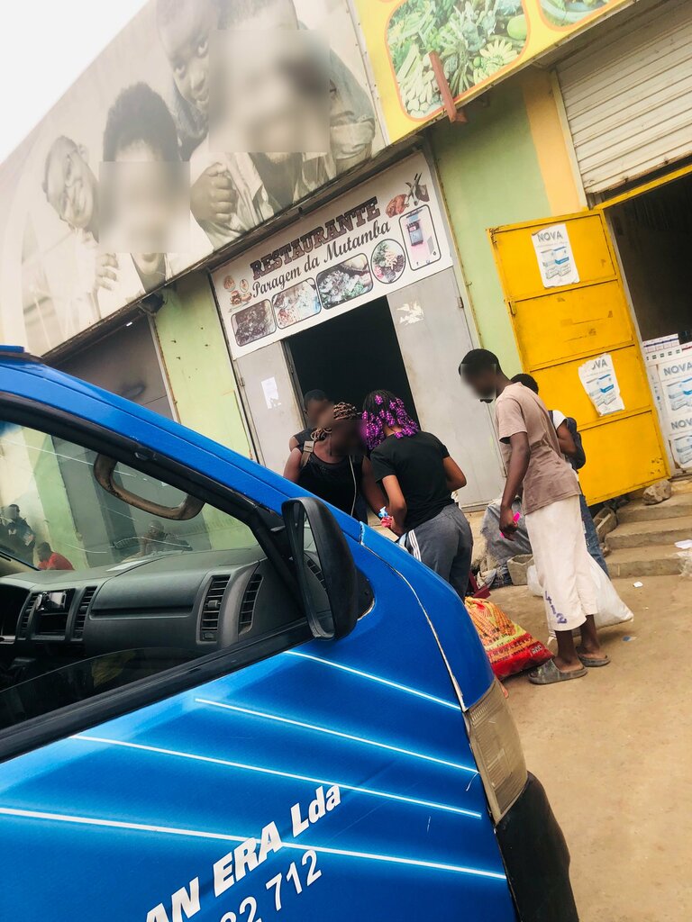 Kafe Paragem da Mutamba, Loanda, foto