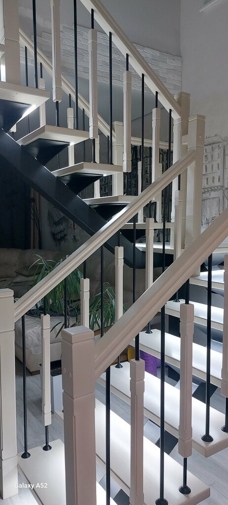 Merdiven ve korkuluklar Sibmaster, Novosibirsk, foto