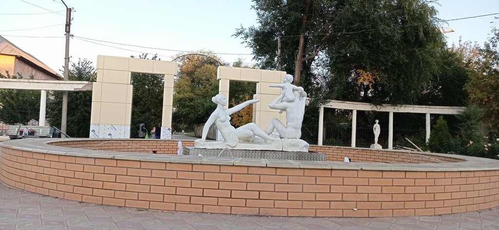 Çeşme Fountain, Yerşov, foto