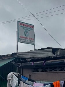 Pharmaflore (Rue 30 No:175, La commune Adjamé), tıp merkezleri ve klinikler  Abican'dan