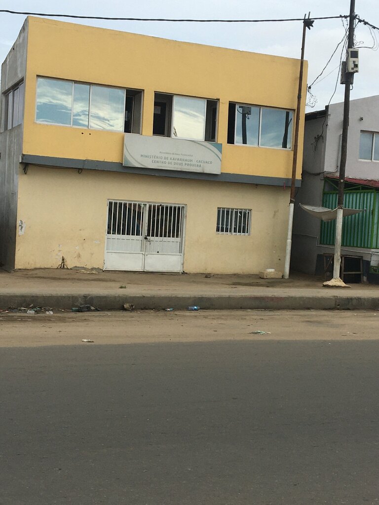 Protestan kilisesi Centro Deus Proverá, Loanda, foto