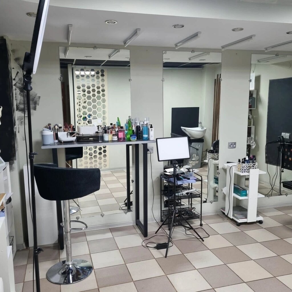 Kuaförler Tanning and beauty studio Vesta, Borovichy, foto