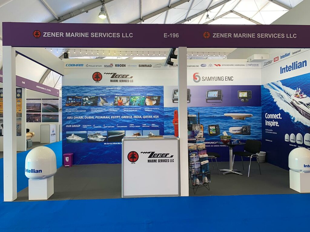 Tekne, kayık, yat Zener Marine Services, Dubai, foto