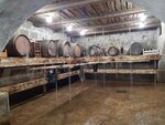 Дегустационный погреб (Autonomous Republic of Abkhazia, Town of Gudauta, ulitsa Dzidzariya), şarap ve içki toptan satışları  Gudauta'dan