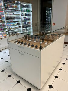 Tabak (улица Пушкина No:11), elektronik sigara satış noktaları  Simferopol'dan (Akmescit'ten)