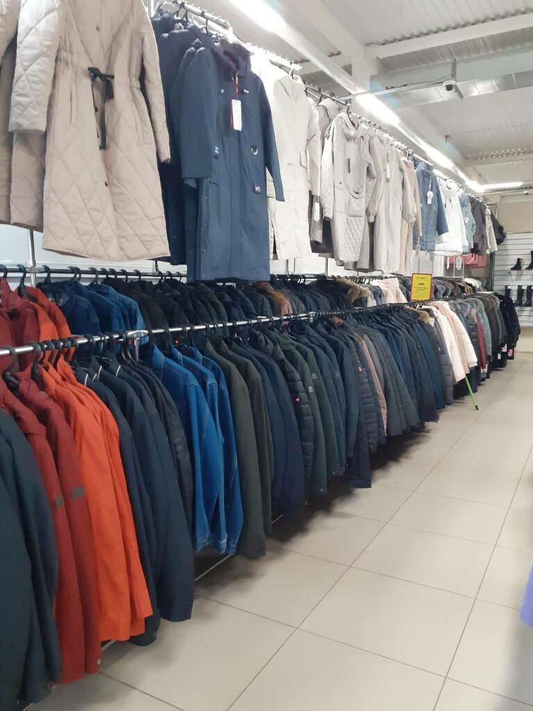Giyim mağazası Зимний Стиль, Luza, foto