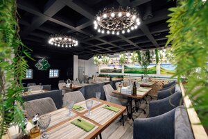 Kinza (Kapitana Egorova Street No:13А), restoran  Murmansk'tan