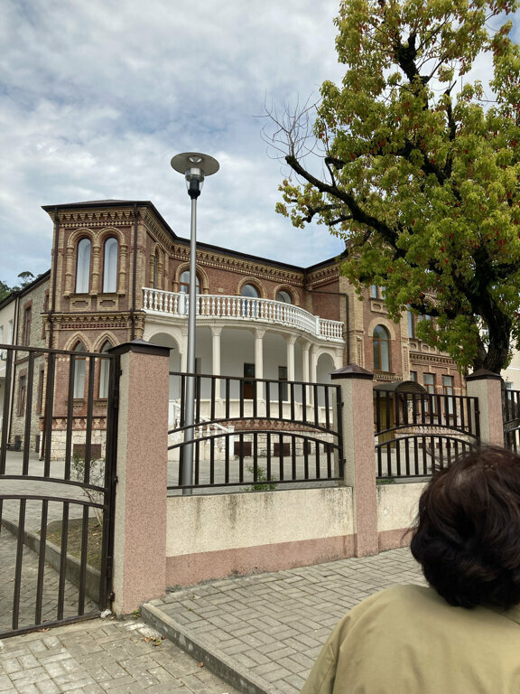 Ortaokul Школа № 3 им. Воронова, Suhum, foto