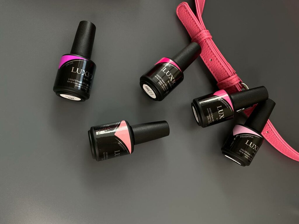 Manikür-pedikür NogtiBrovi, Nijni Novgorod, foto