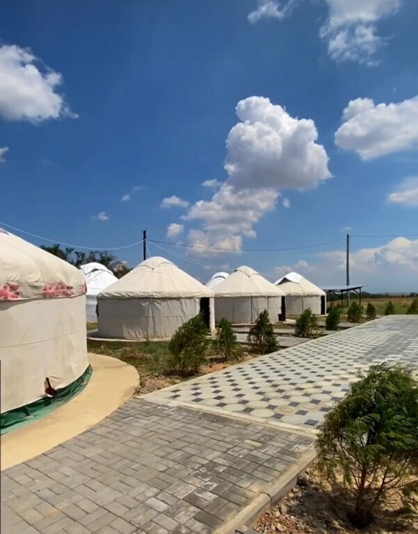 Piknik alanı Zheruyyk, Almatı eyaleti, foto