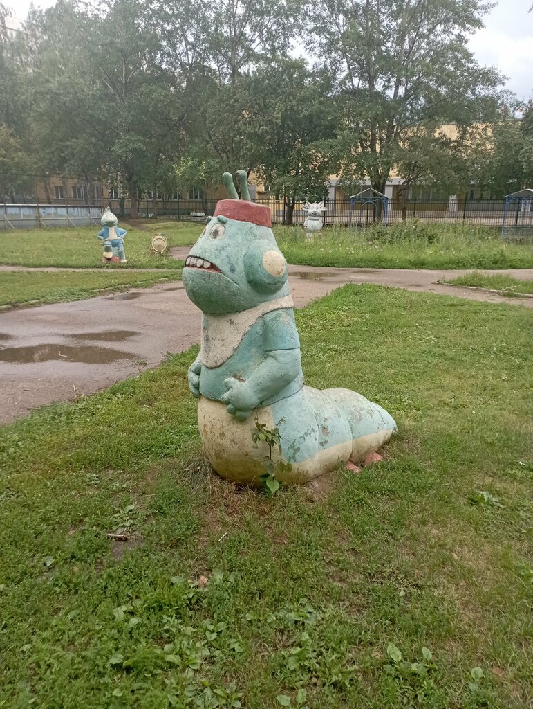 Park, sokak heykeli Лунтик, Naberejniye Çelny (Yar Çallı), foto
