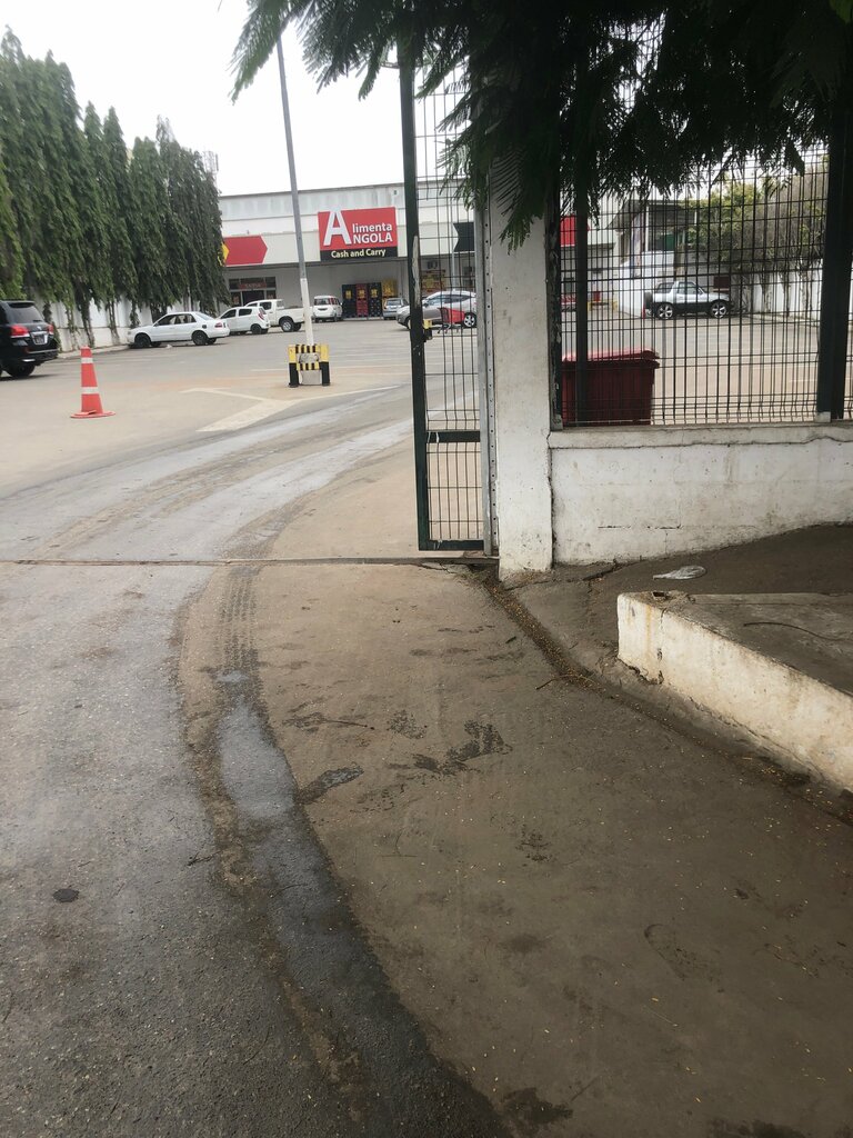 Süpermarket Alimenta Angola, Loanda, foto