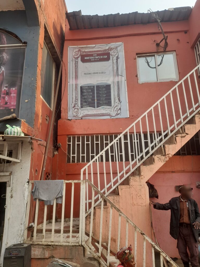 Protestan kilisesi Igreja Graça Divina, Loanda, foto