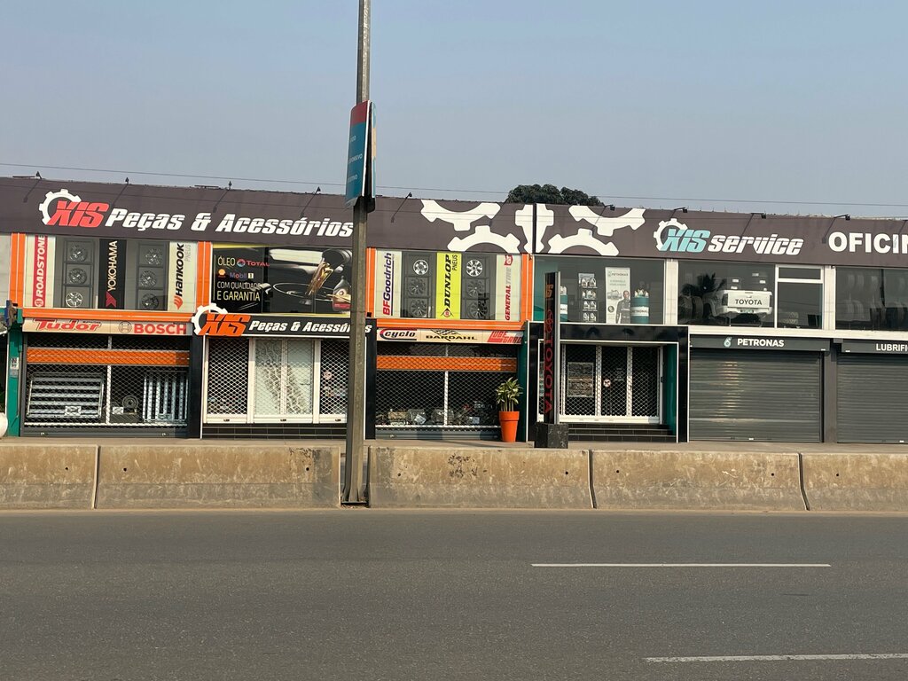 Otomobil yedek parçaları Xispeças & Acessórios, Loanda, foto